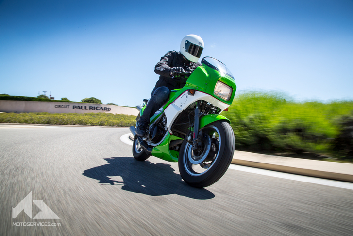 lamotoclassic.com | Kawasaki KR250 : En tandem avec Kork